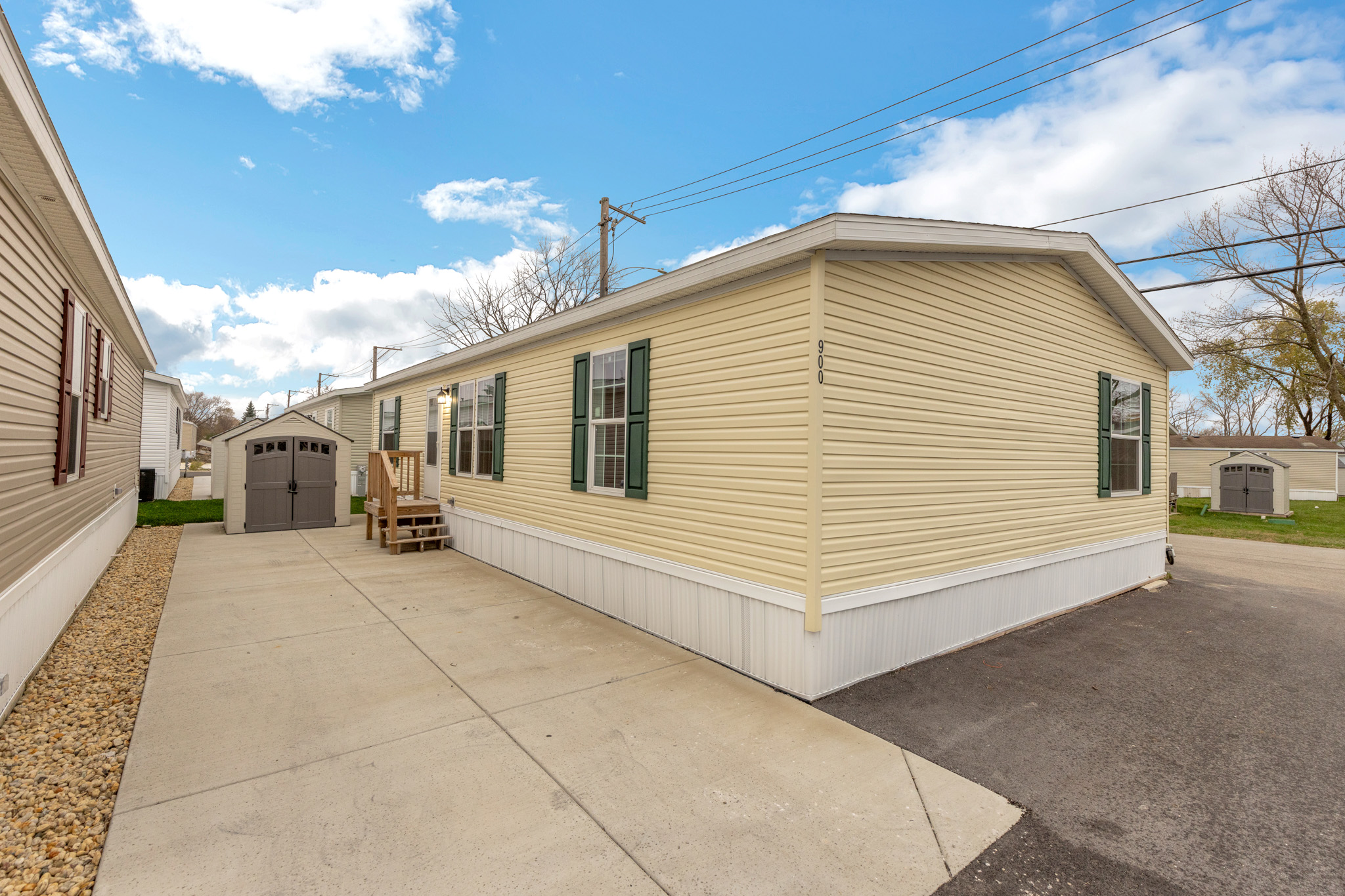 Gallery - Ravinia Harbor Point Estates