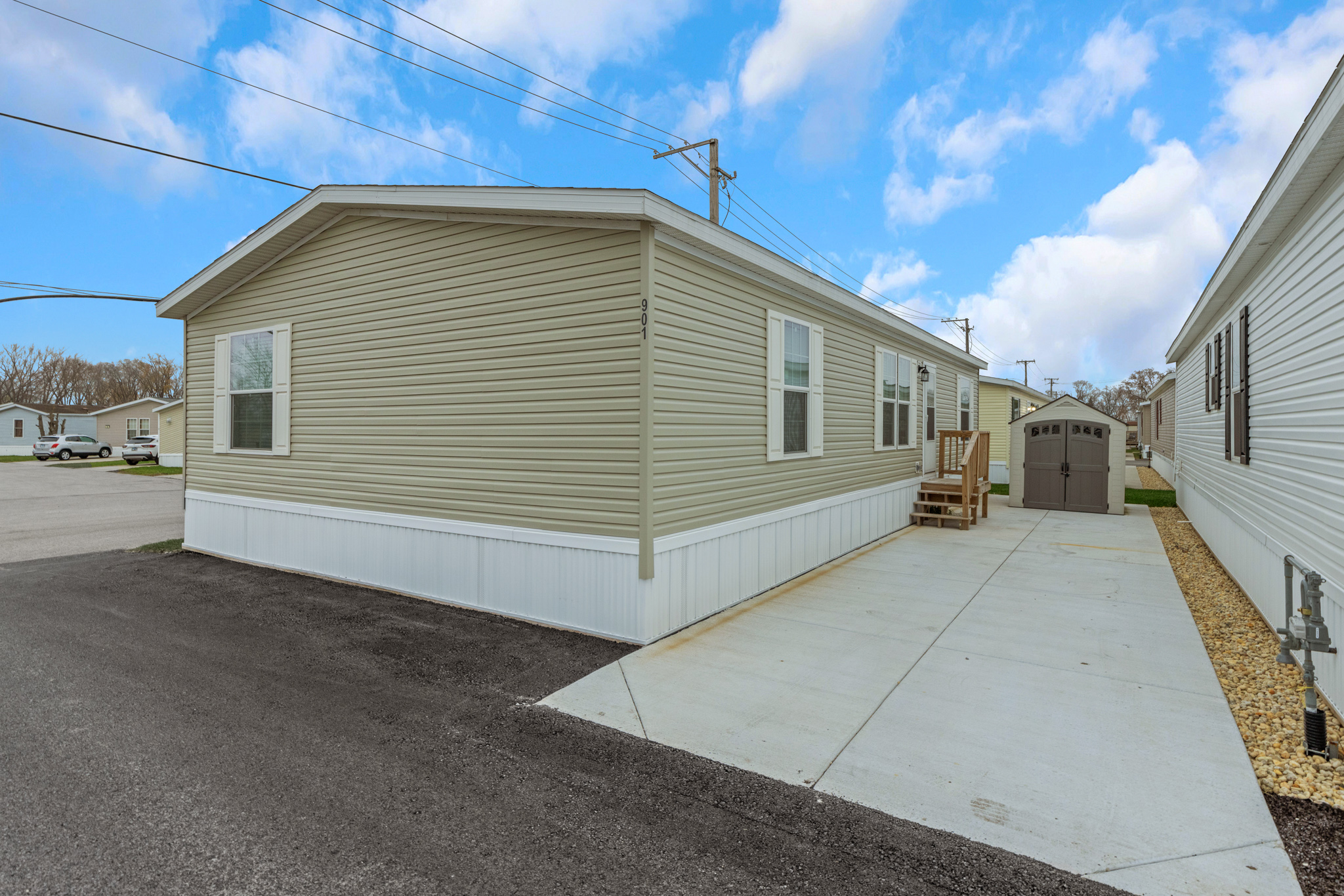 Gallery - Ravinia Harbor Point Estates