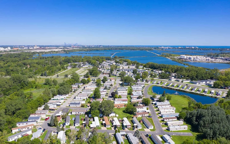 Gallery - Ravinia Harbor Point Estates